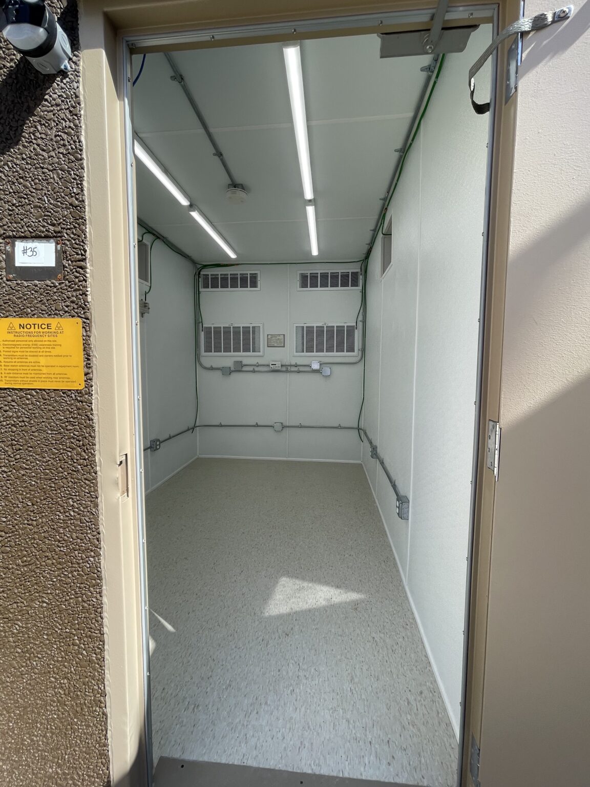 Refurbed Fibrebond 8x12 Concrete Shelter #0488 - UsedShelter.com - Used Telecom Shelters ...